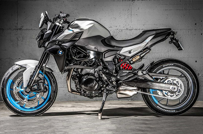 One of the first BMW F 900 R customs emerges online. | MotoDeal