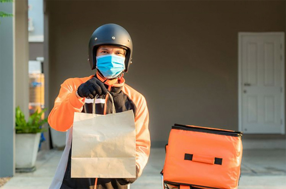 Honda Philippines salutes delivery riders working during ECQ | MotoDeal