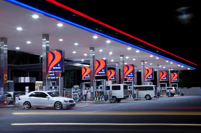 Petron launches motorcycle-only lanes in certain gas stations | MotoDeal